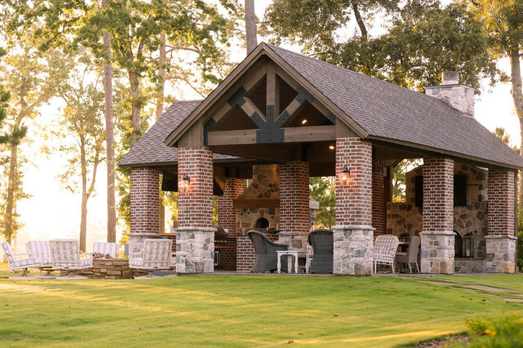 Montgomery - Sunday Home | Tipler